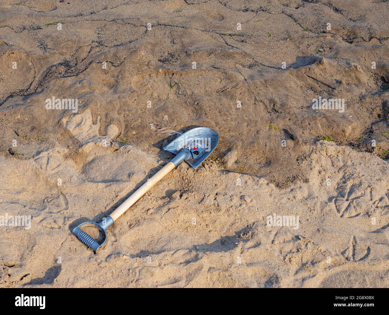 Childs footprints in the sand hi-res stock photography and images - Alamy