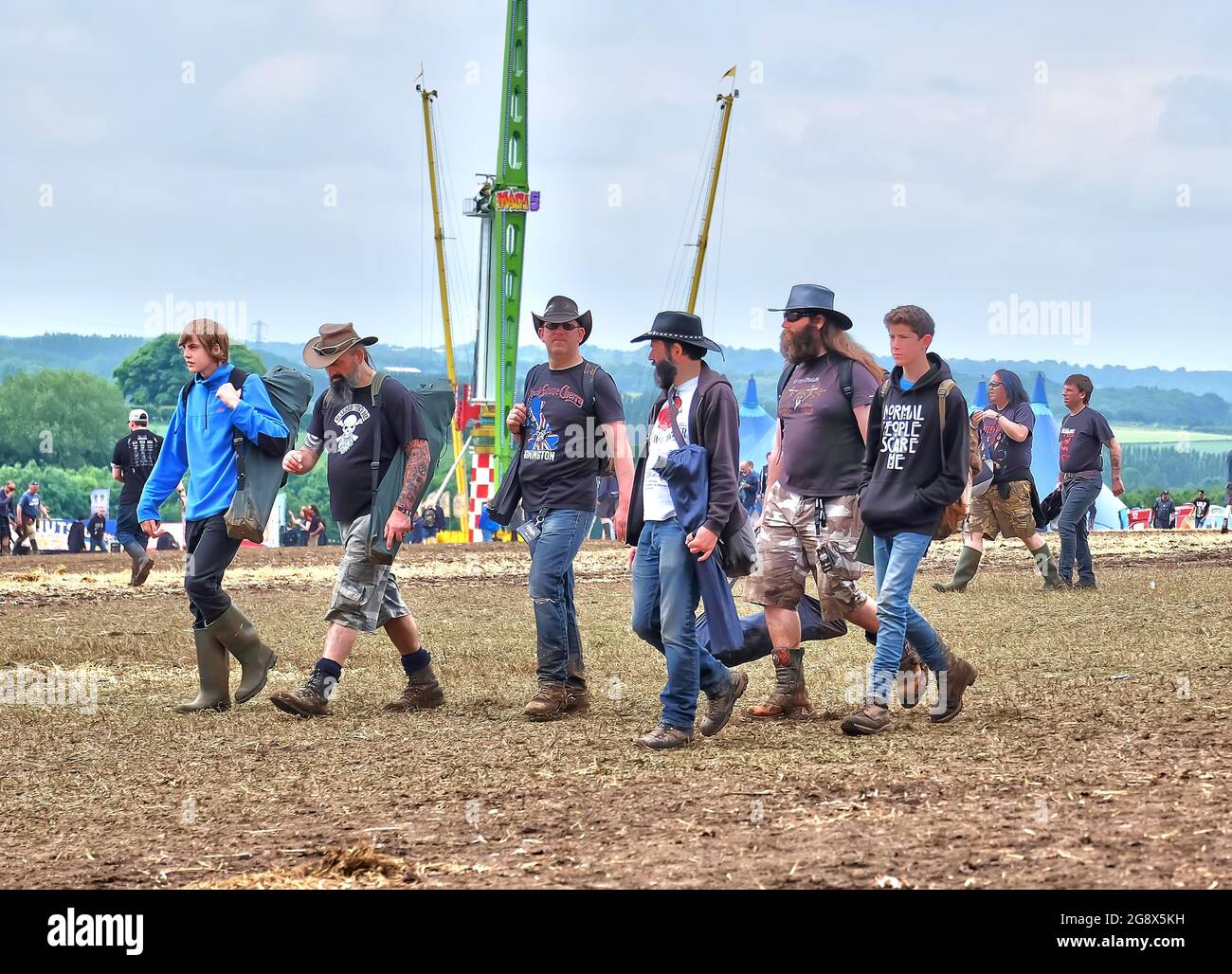 Random group of people hi-res stock photography and images - Alamy