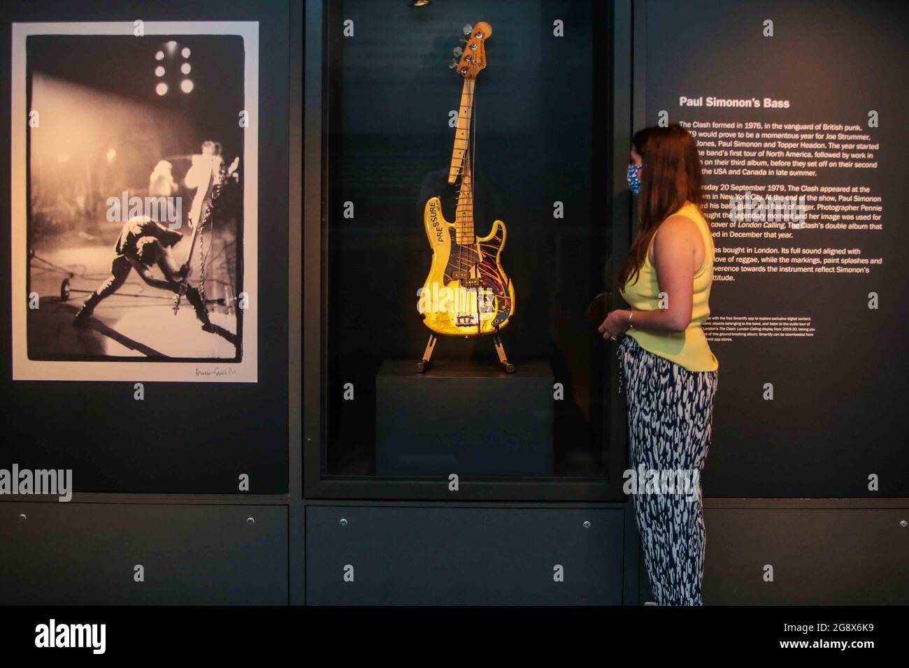 The clash simony smashed guitar in exhibition hi-res stock photography ...