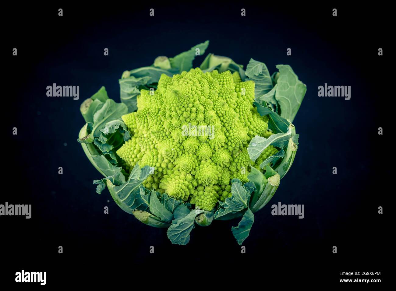 Cabbage romanescu hi-res stock photography and images - Alamy