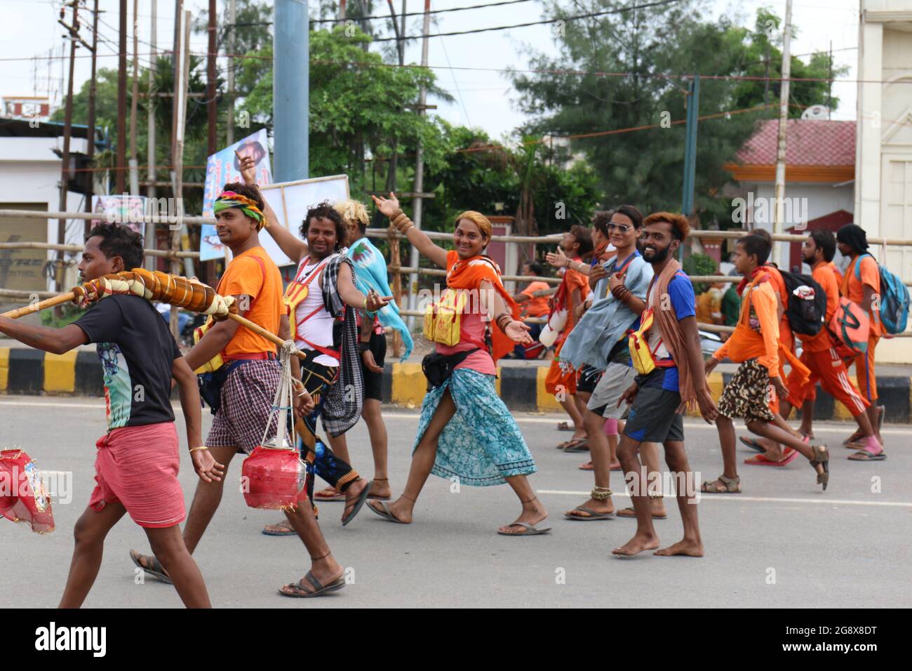 GHAZIABAD, INDIA - JULY 2019: A hindu devotee carrying kanwar on their ...