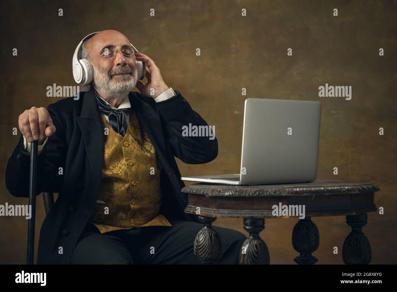 Half-length retro portrait of sad elderly gray-haired man, gentleman ...