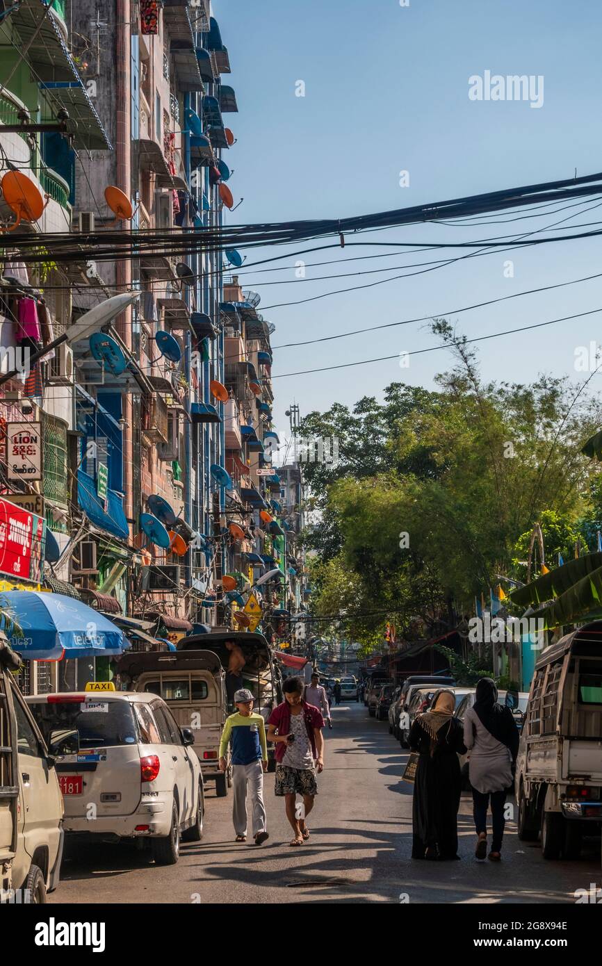 Busy street in downtown Yangon, Myanmar Stock Photo - Alamy