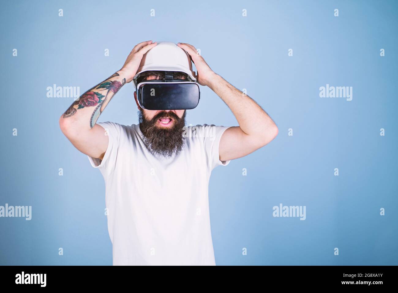 3d man engineer in hard hi-res stock photography and images - Alamy