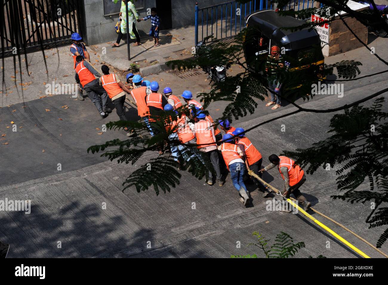 Telephone lines india hi-res stock photography and images - Alamy