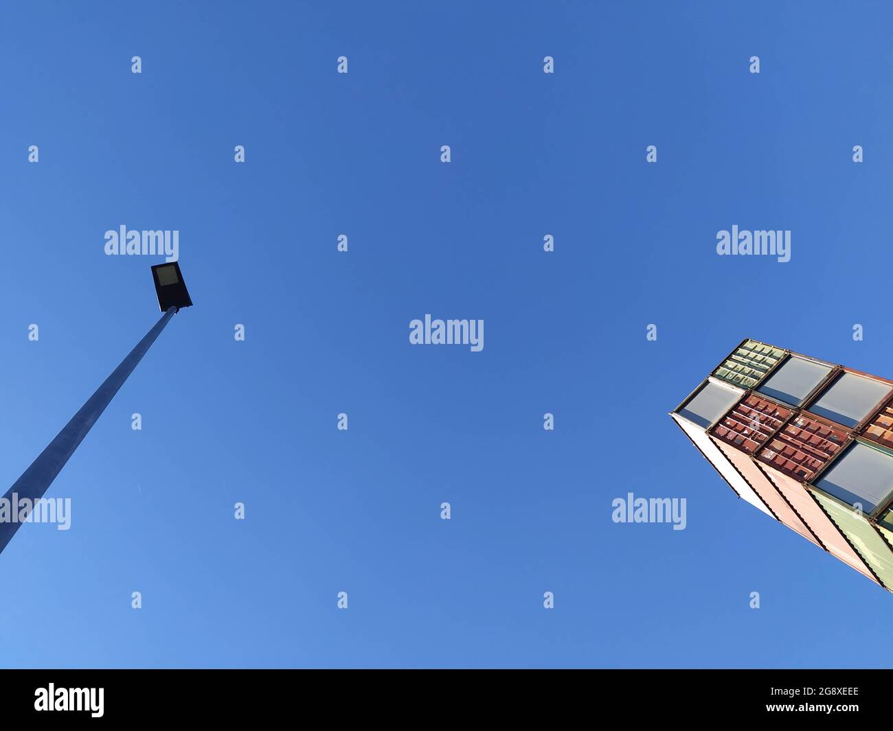 Habitable sculpture hi-res stock photography and images - Alamy