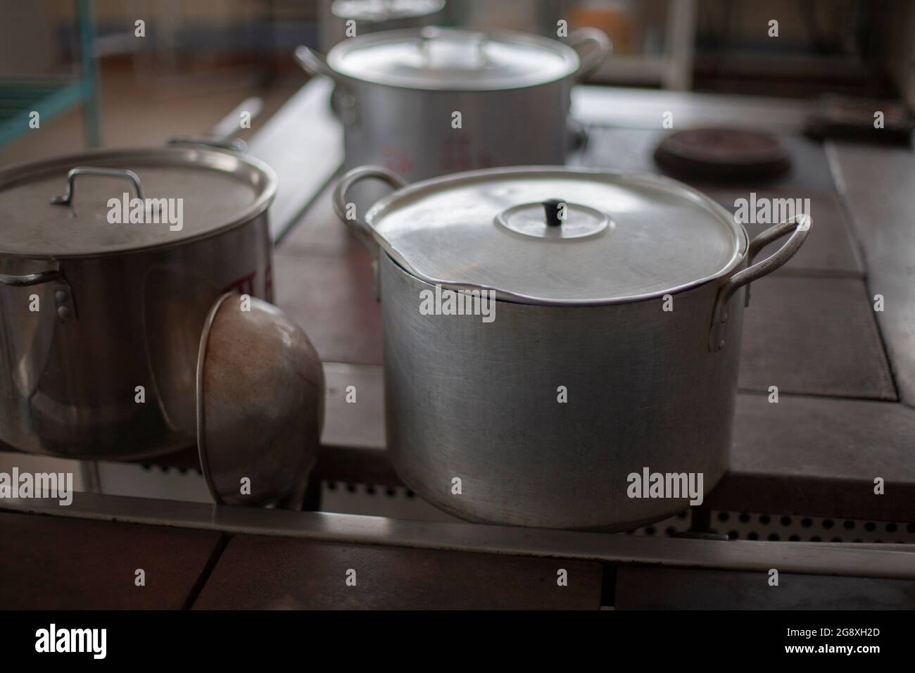 School room wood stove hi-res stock photography and images - Alamy