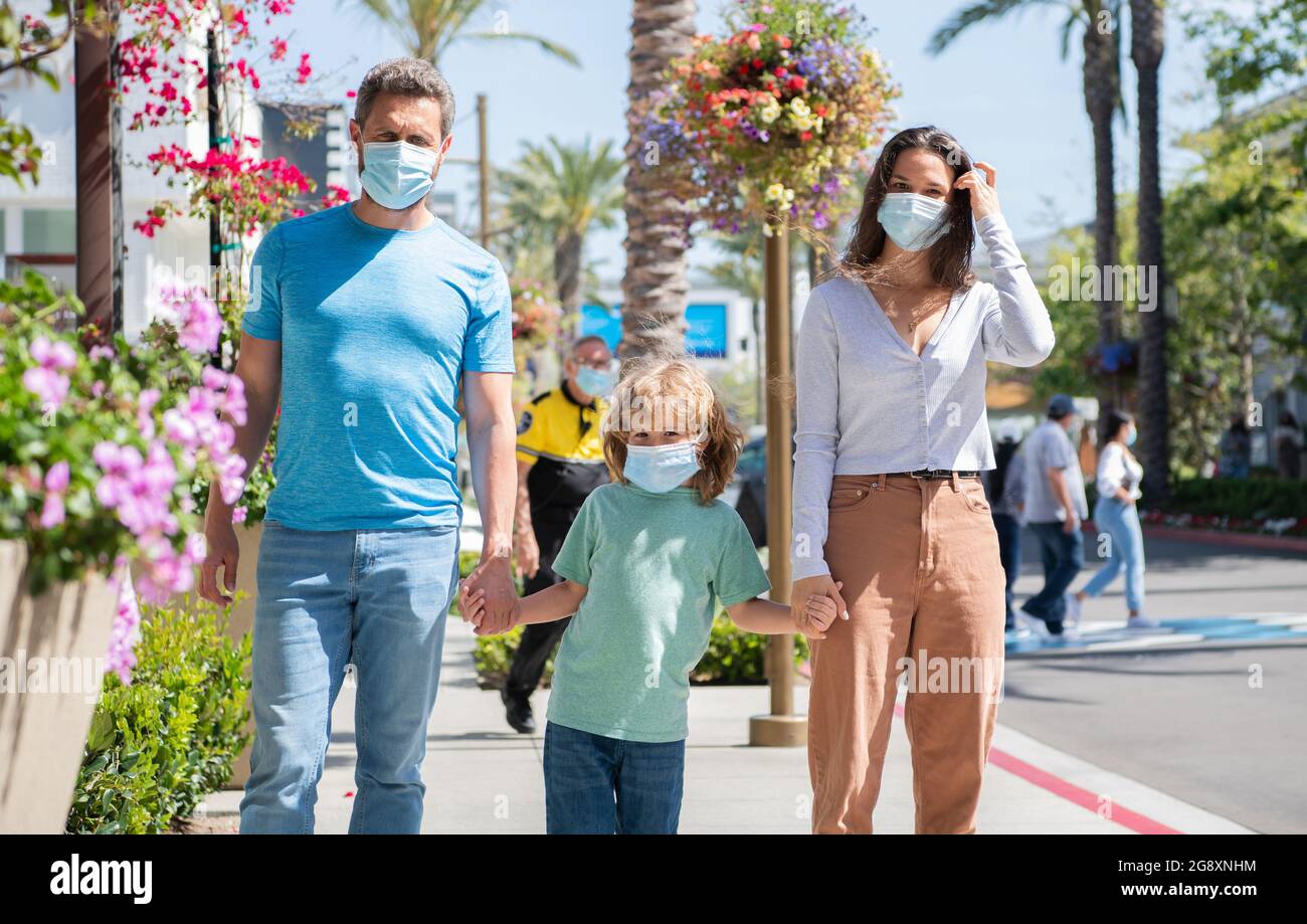 Child in pandemic childhood mask hi-res stock photography and images ...