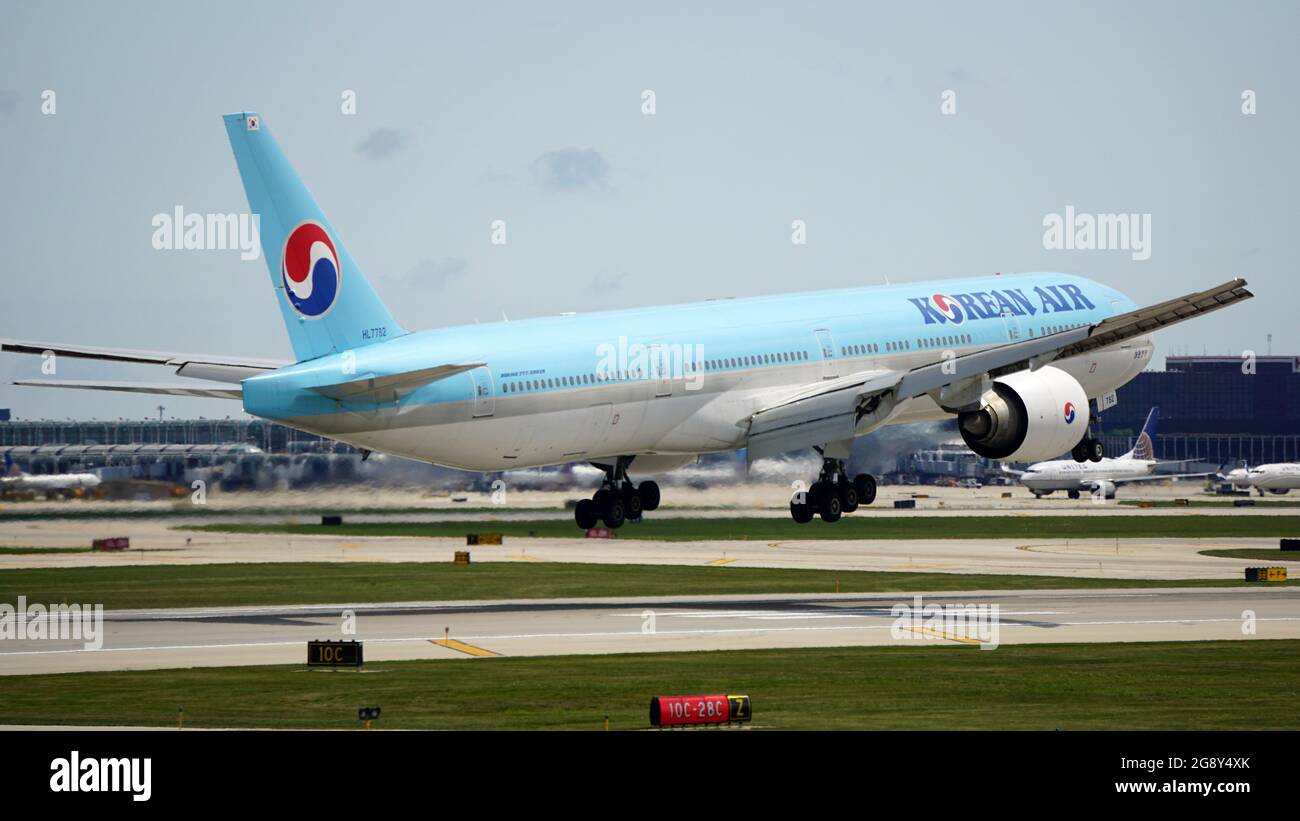 CHICAGO, UNITED STATES - Jul 09, 2021: The Korean Air Boeing 777-300ER ...