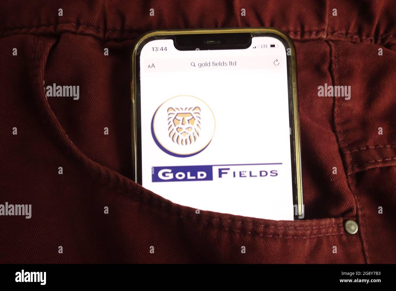 Gold fields hi-res stock photography and images - Alamy