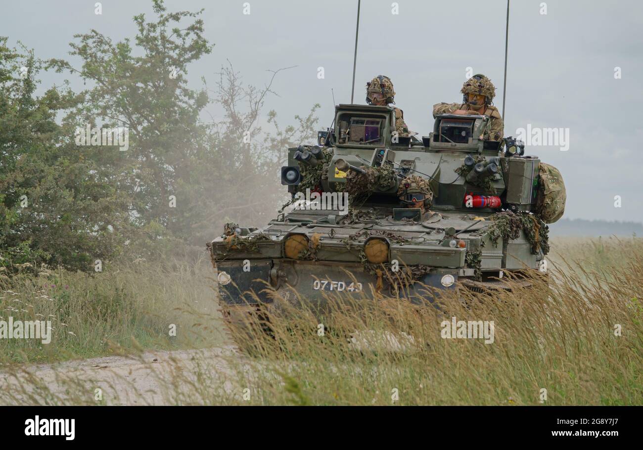 british army FV107 Scimitar armoured tracked military reconnaissance ...
