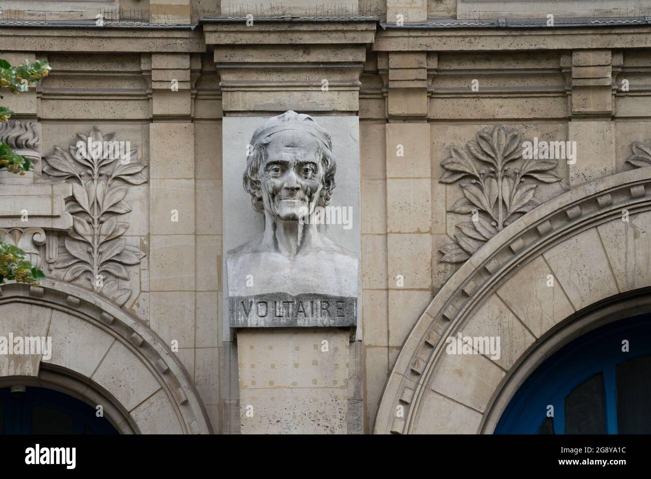 Lycee voltaire hi-res stock photography and images - Alamy