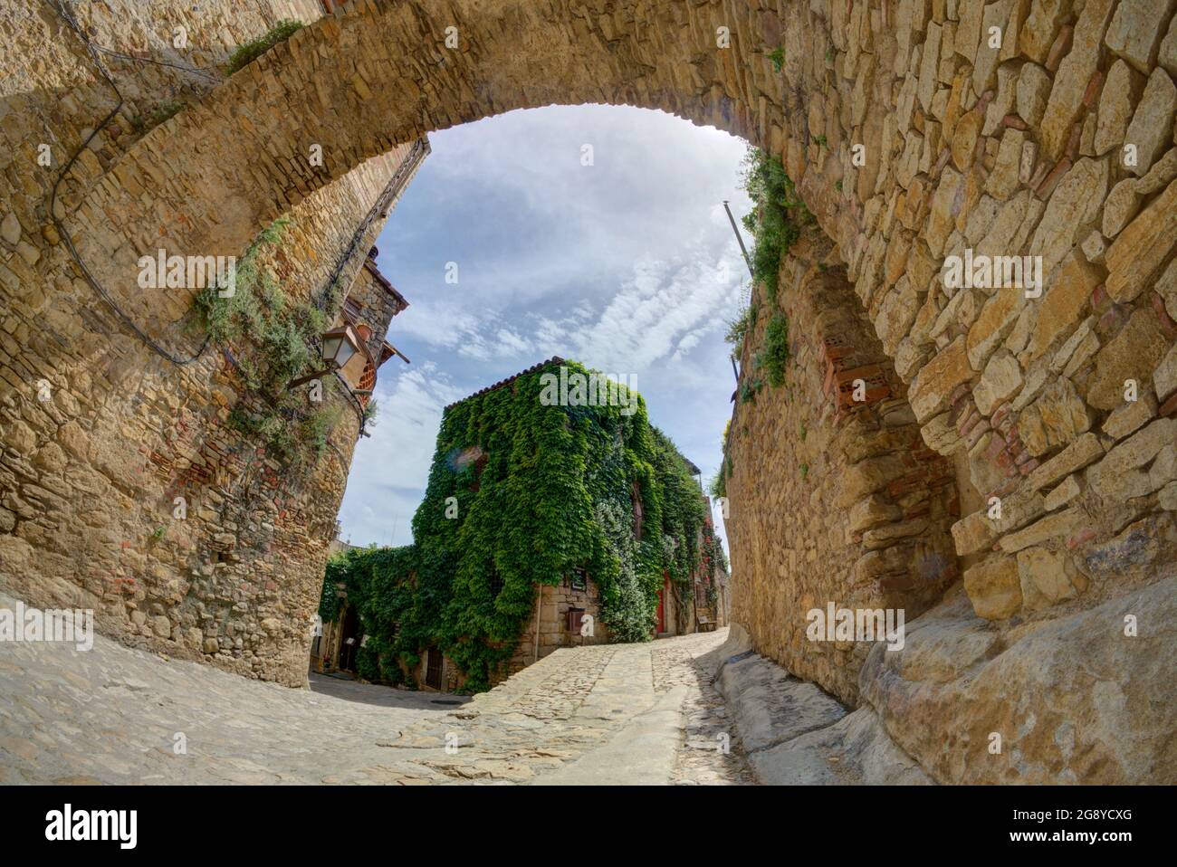 Peratallada street, Costa brava, Spain Stock Photo - Alamy