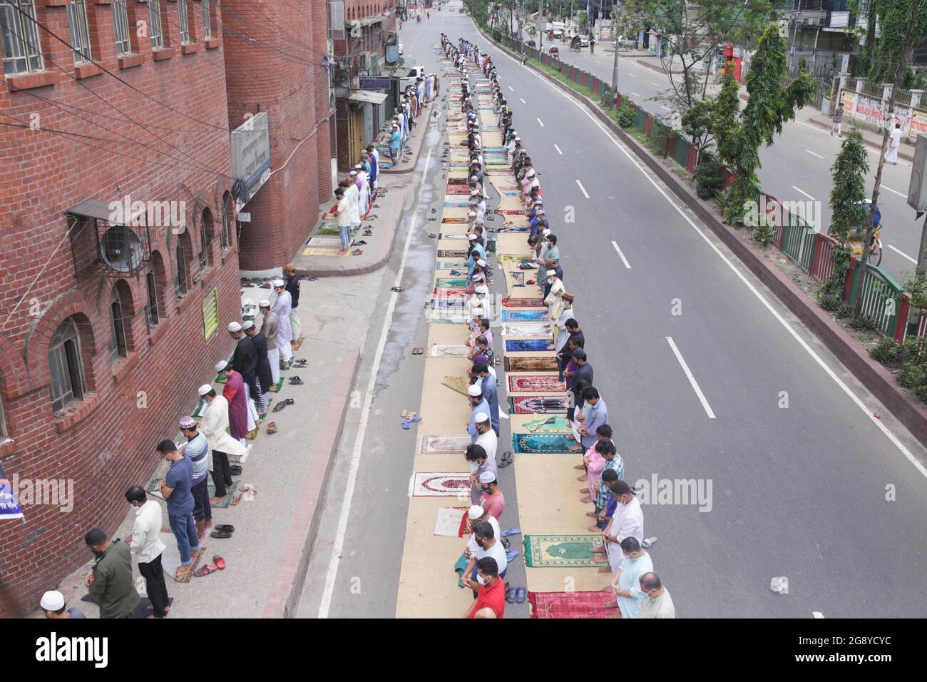 Dhaka, Bangladesh. 23rd July, 2021. Muslims attend the Friday prayer ...