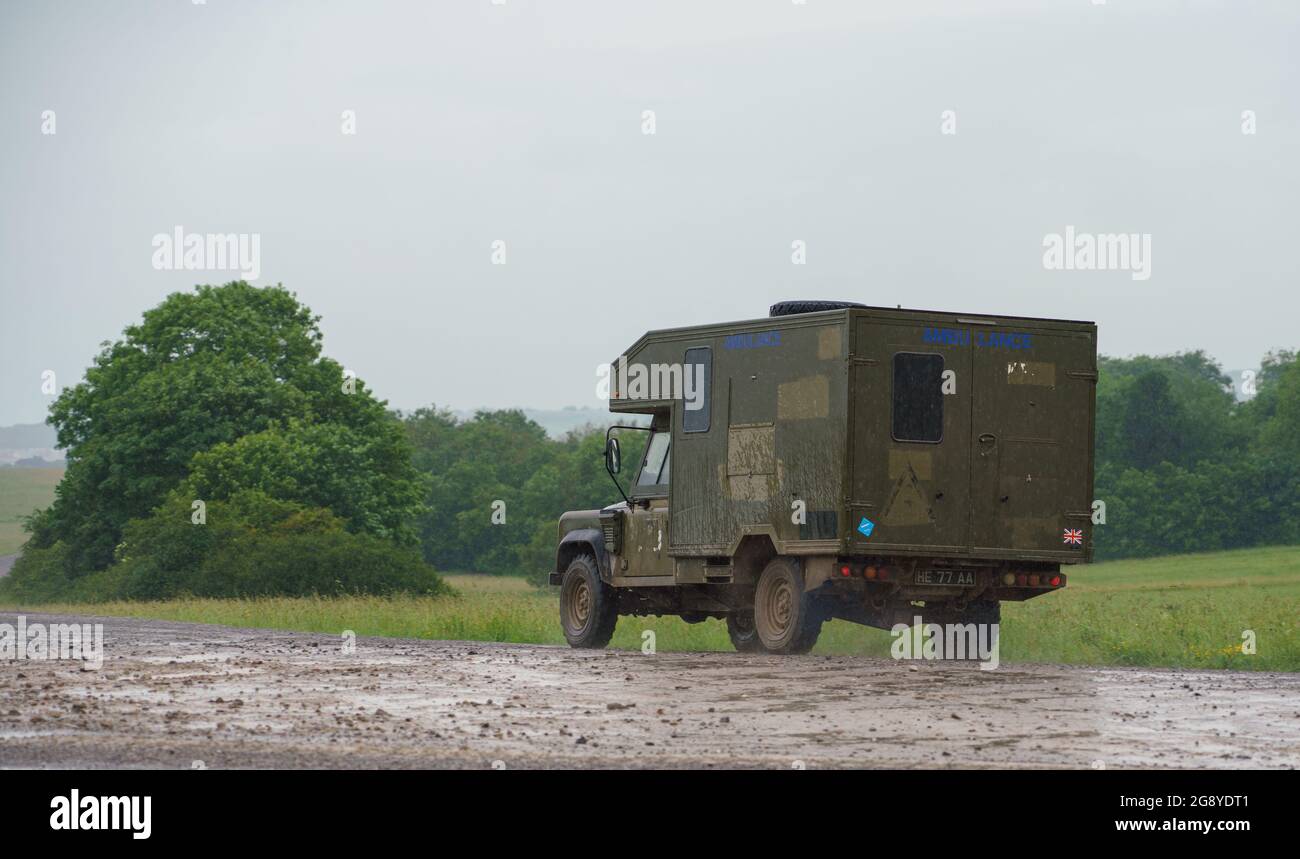 British army field ambulance hi-res stock photography and images - Alamy