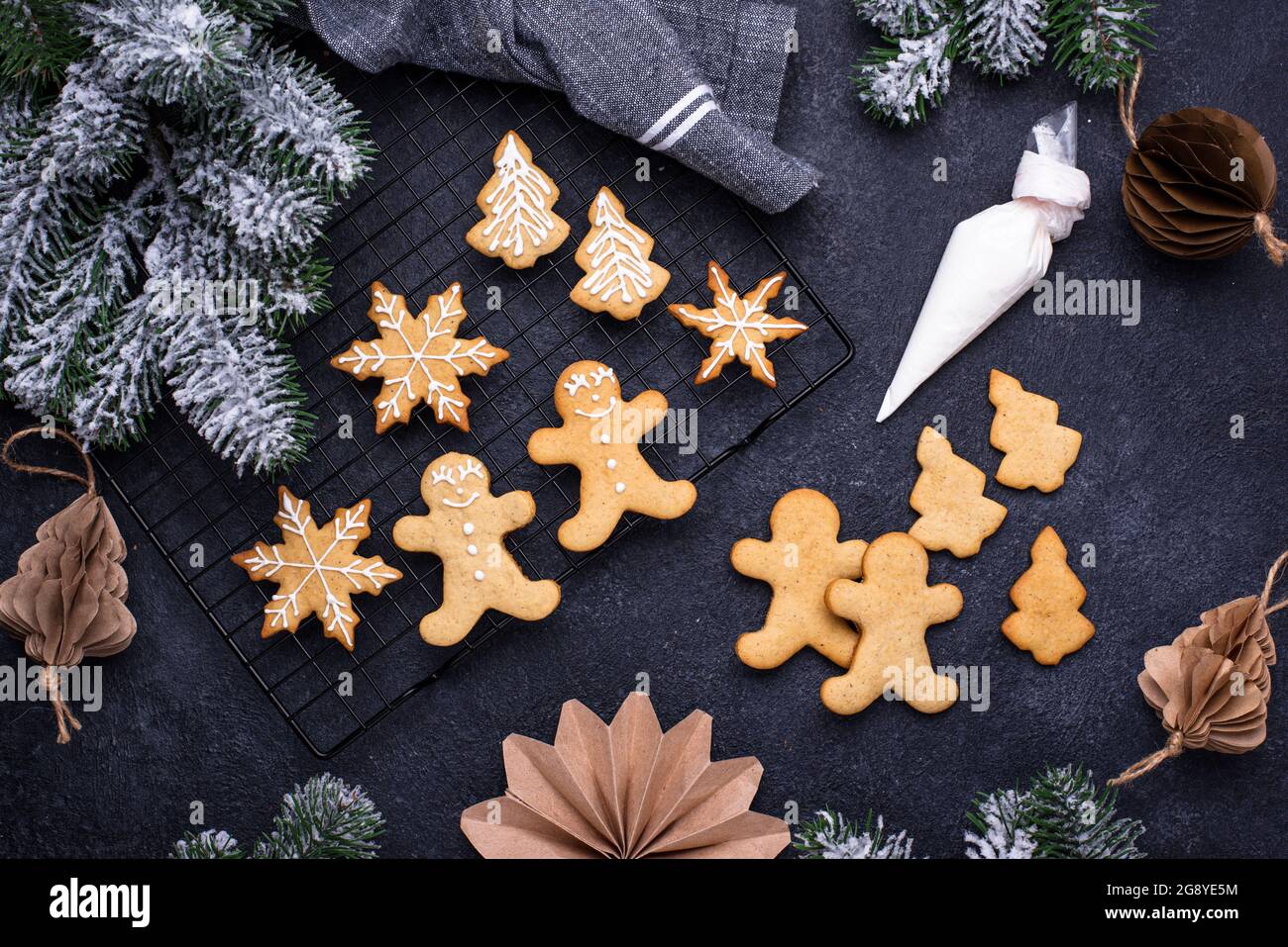 Christmas gingerbread house man cookies hi-res stock photography and ...