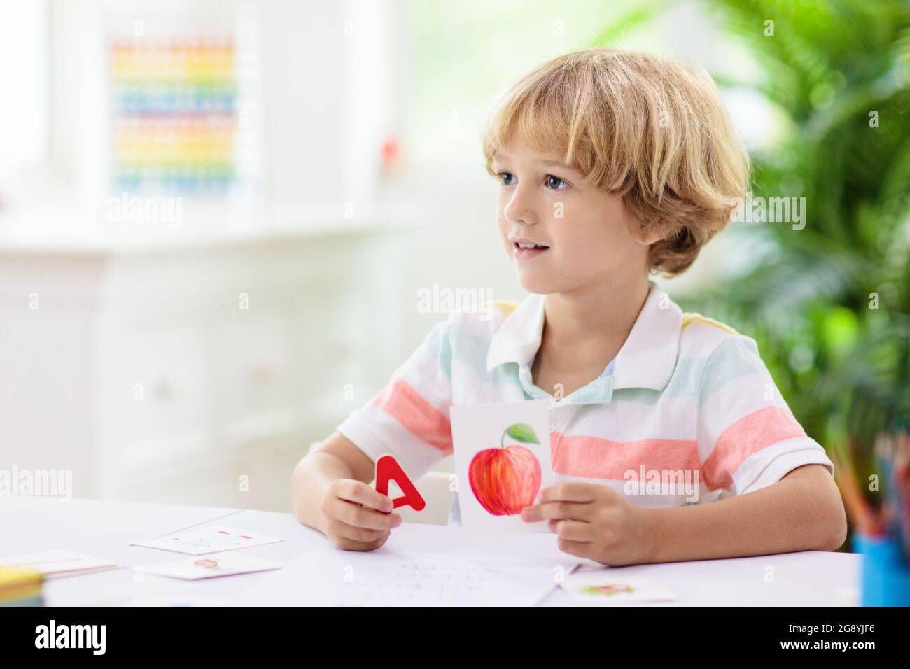 Kids learn to read. Colorful abc phonics flash cards for kindergarten ...