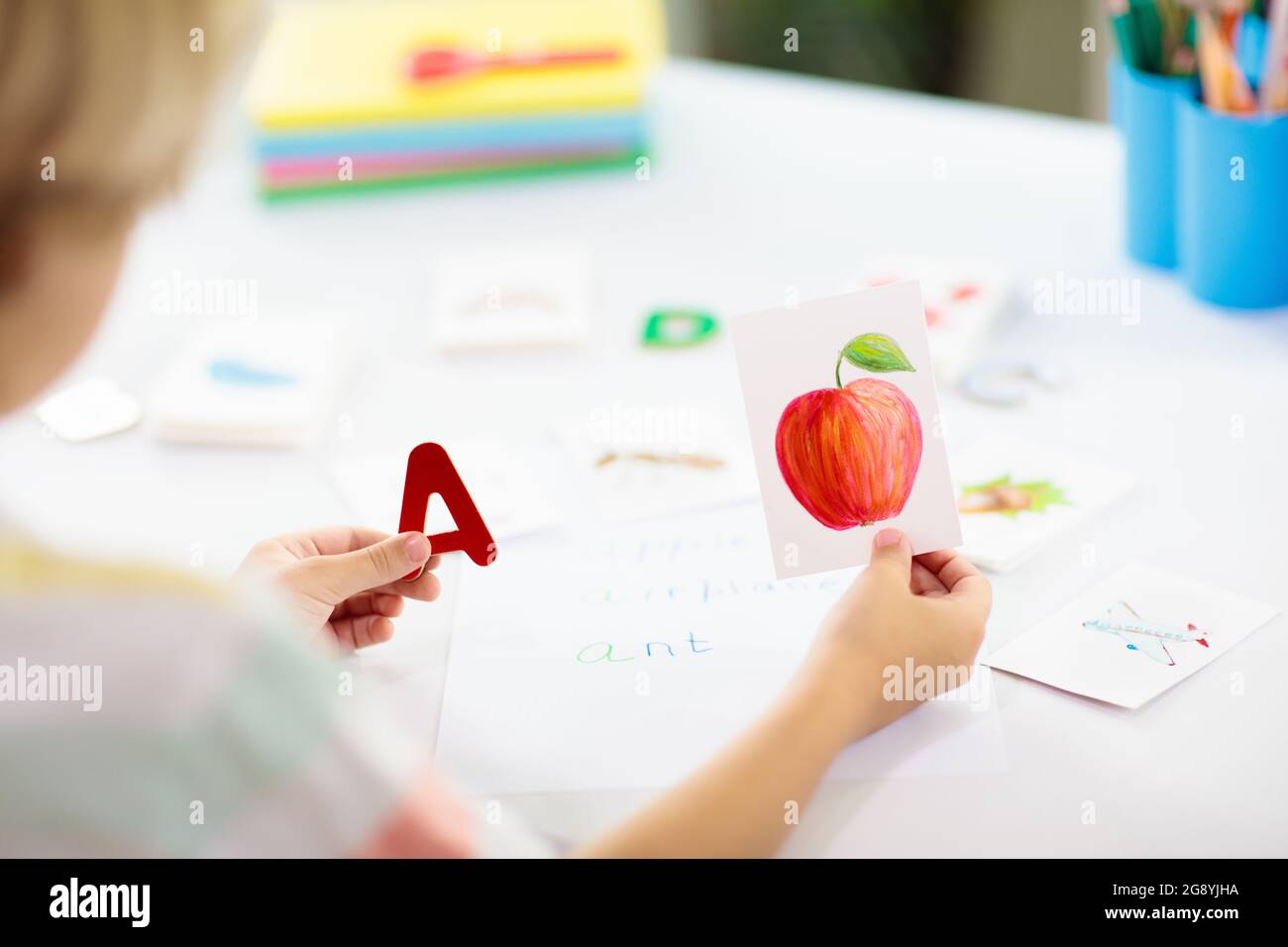 Kids learn to read. Colorful abc phonics flash cards for kindergarten ...