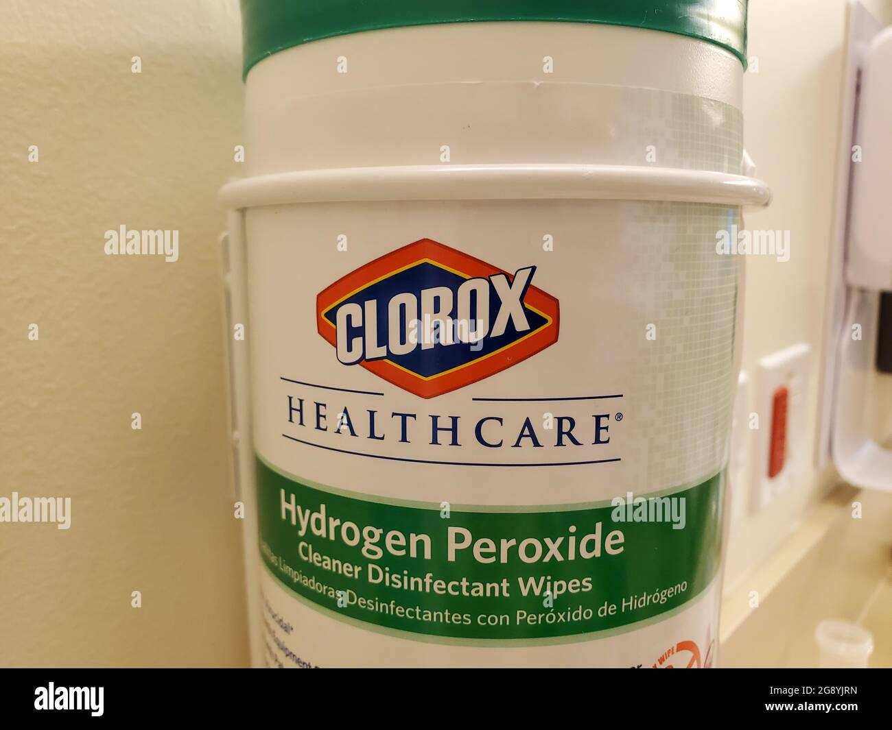 Hydrogen peroxide bottle hi-res stock photography and images - Alamy