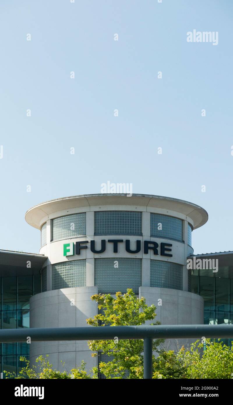 Future House, The Glanty, Egham / The Glanty, Egham, TW20 9AH (127 ...