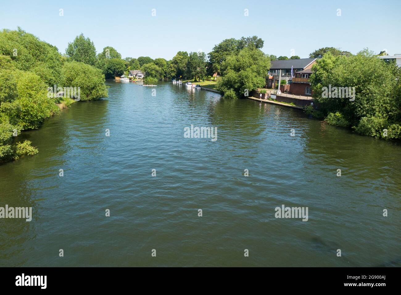 Staines bridge hi-res stock photography and images - Alamy
