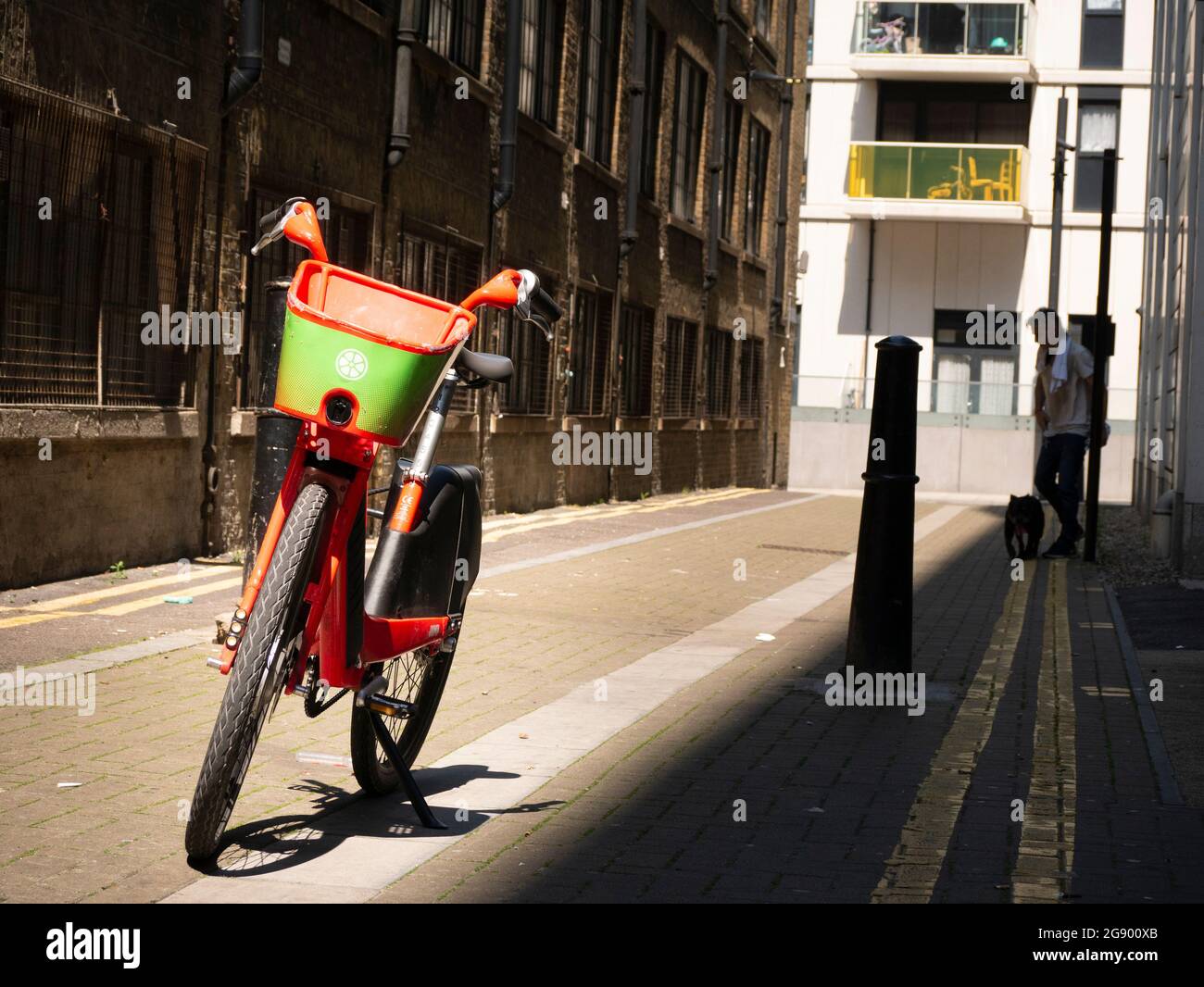 Electric bikes london hi-res stock photography and images - Alamy