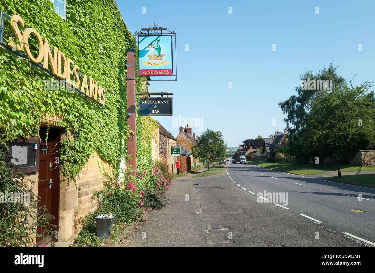 Sondes Arms pub in the english village of Rockingham, England. on a ...