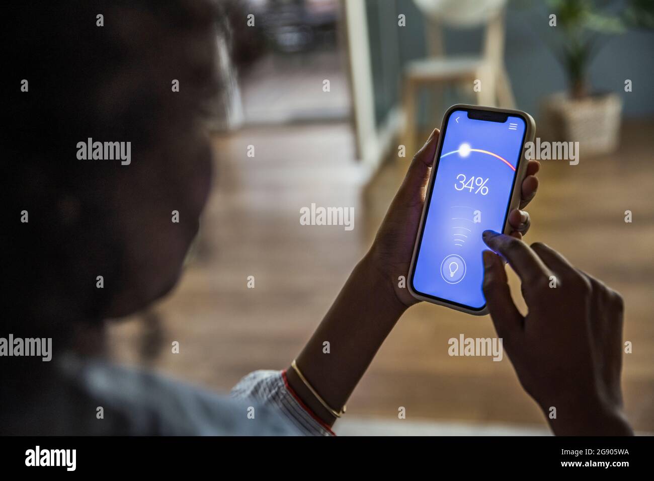 Smart temperature hi-res stock photography and images - Alamy