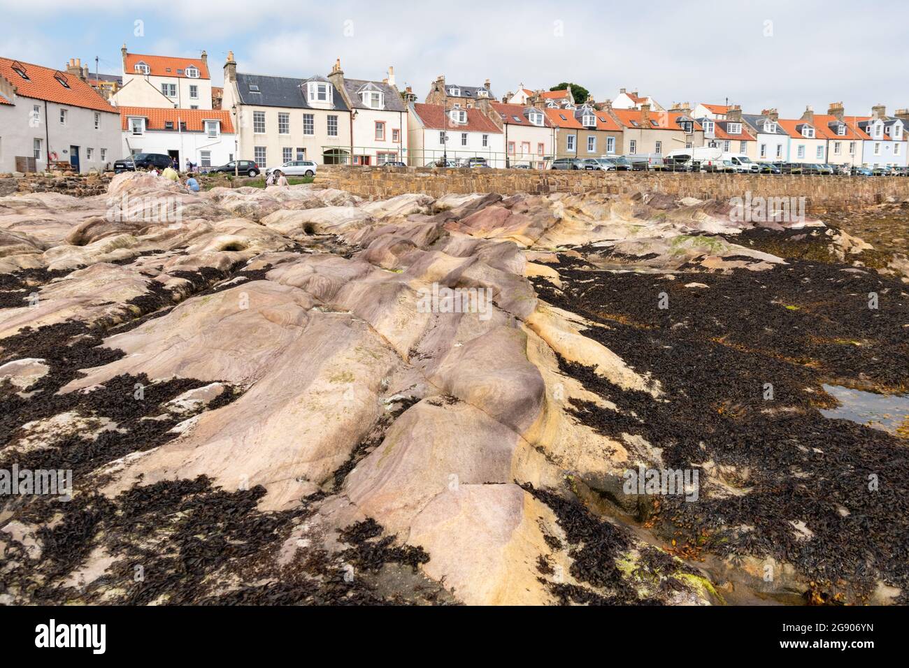 Pittenweem rocks hi-res stock photography and images - Alamy