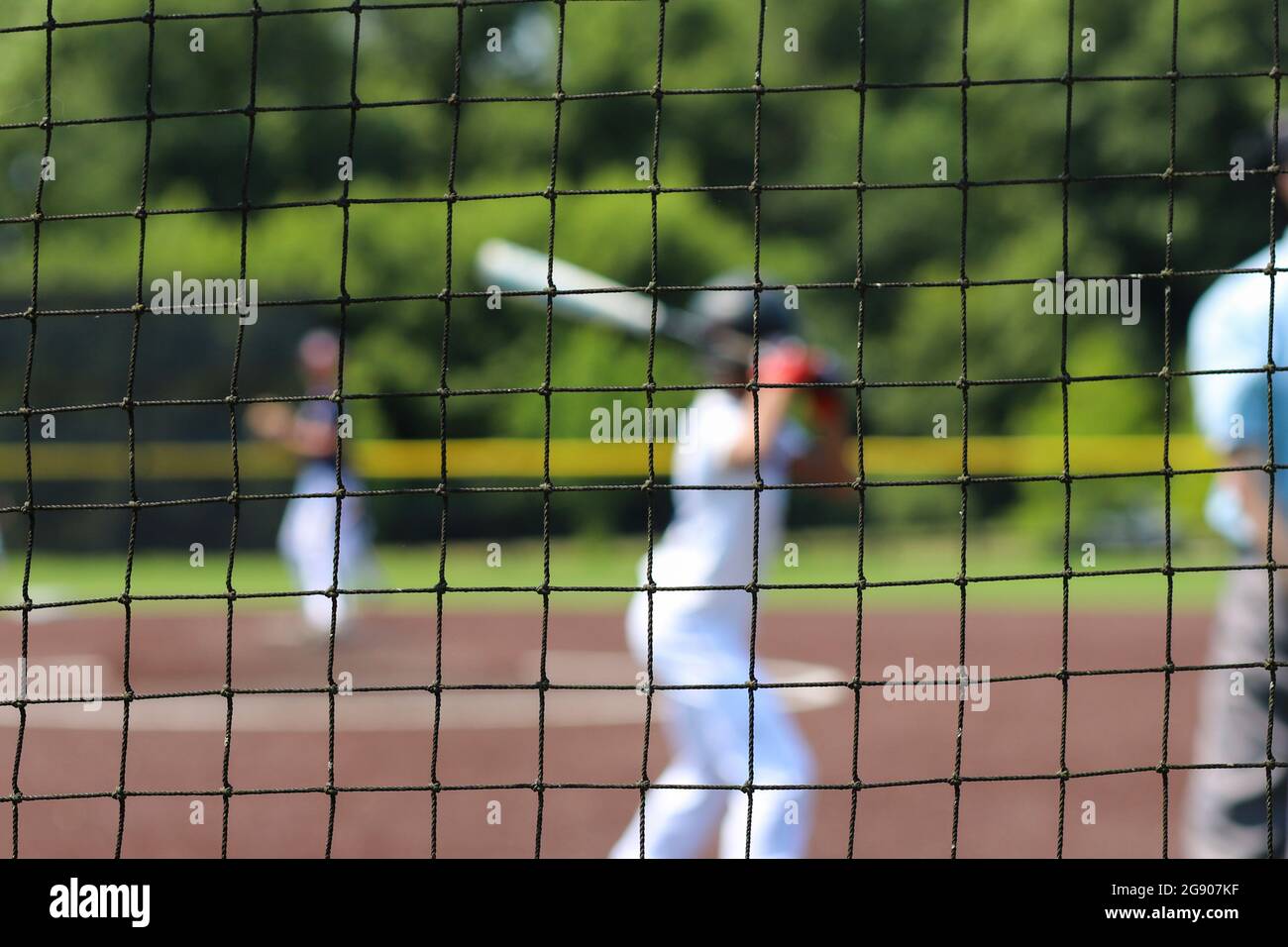 Empty baseball park hi-res stock photography and images - Alamy