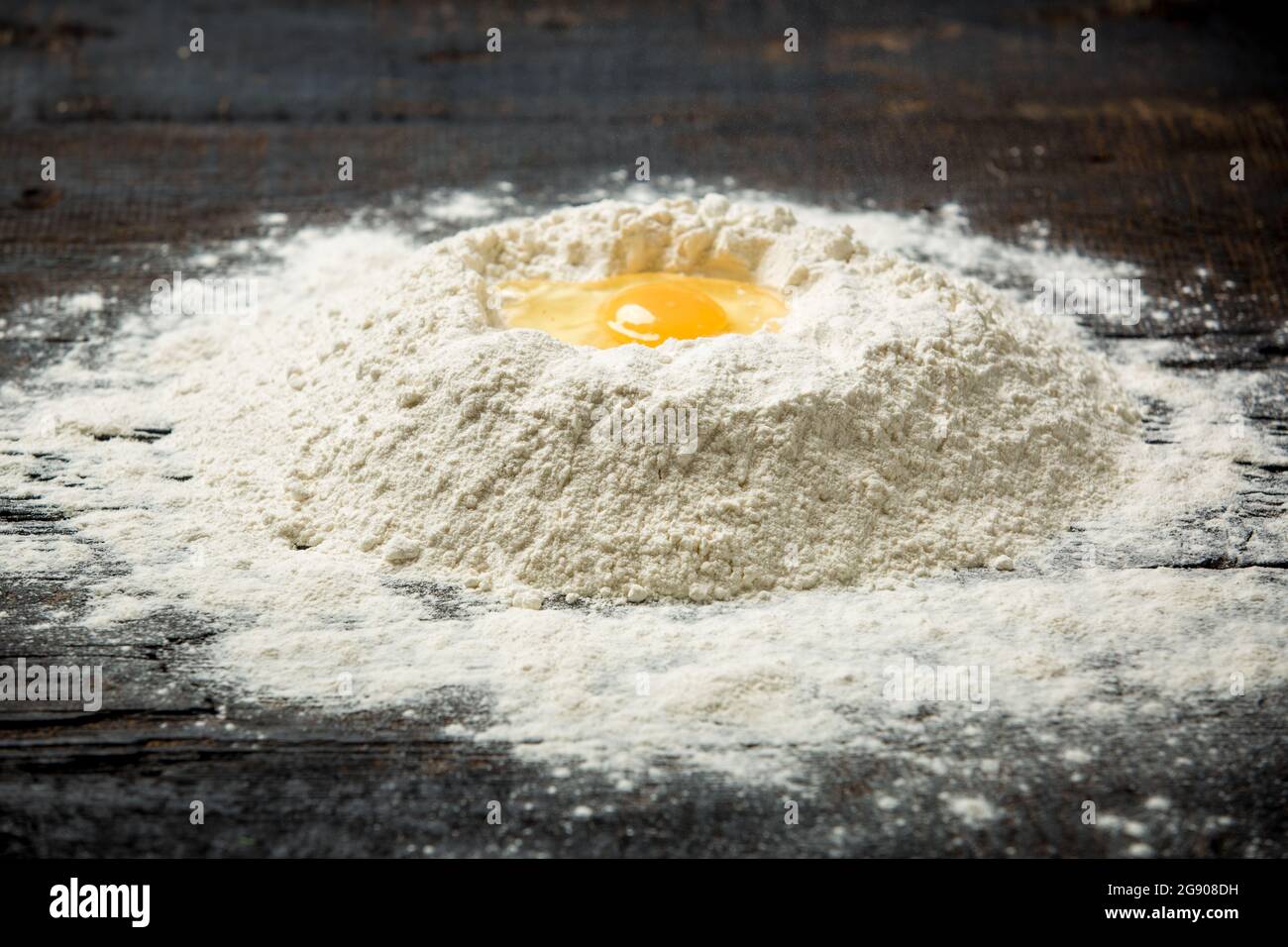 Baking background with egg and flour Stock Photo - Alamy