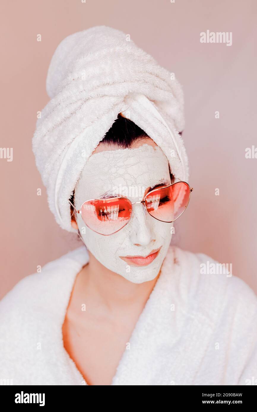 Mask shape background hi-res stock photography and images - Alamy