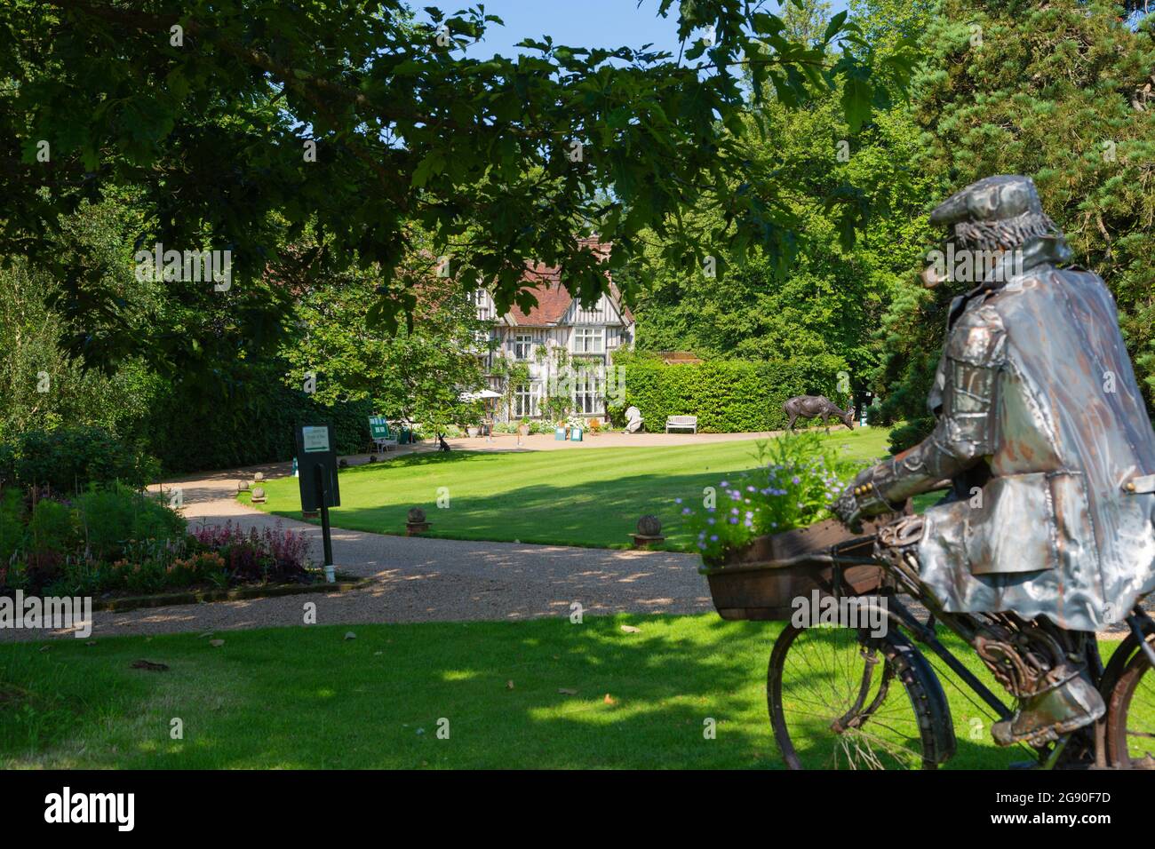 Pashley manor house gardens, East Sussex, uk Stock Photo - Alamy