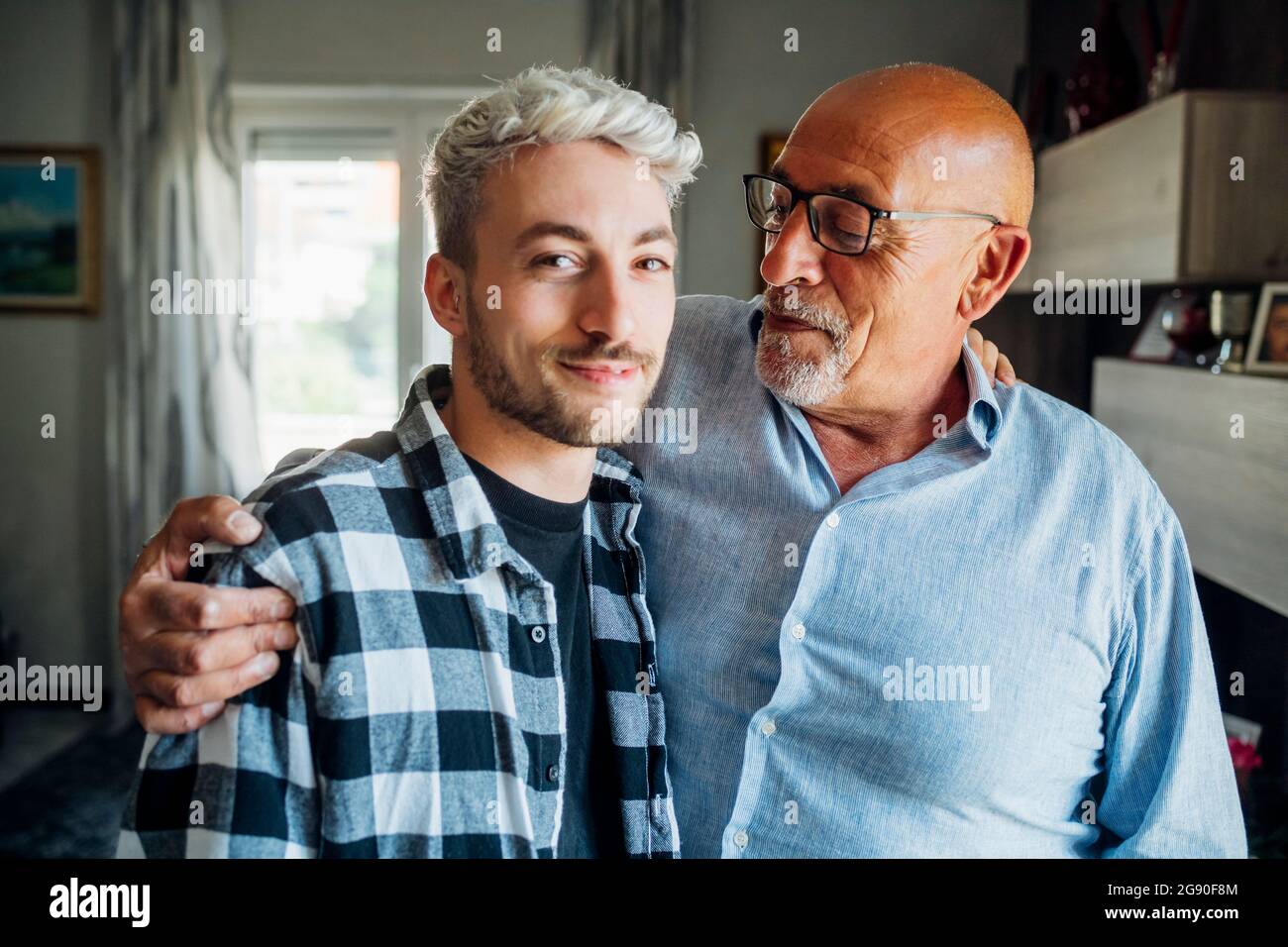 Arm around head hi-res stock photography and images - Alamy