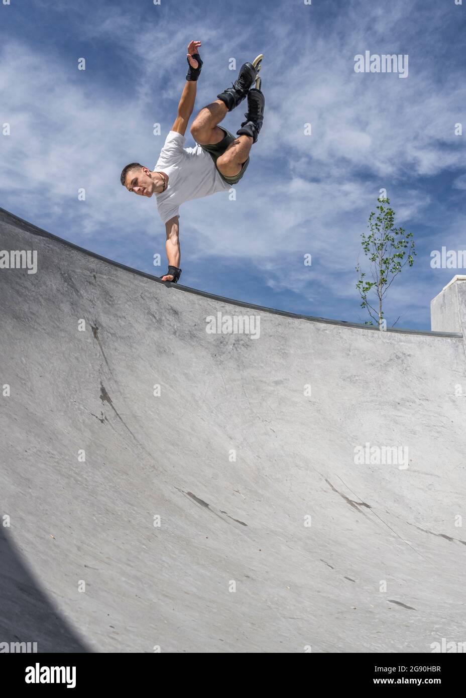 Stunt ramp hi-res stock photography and images - Alamy