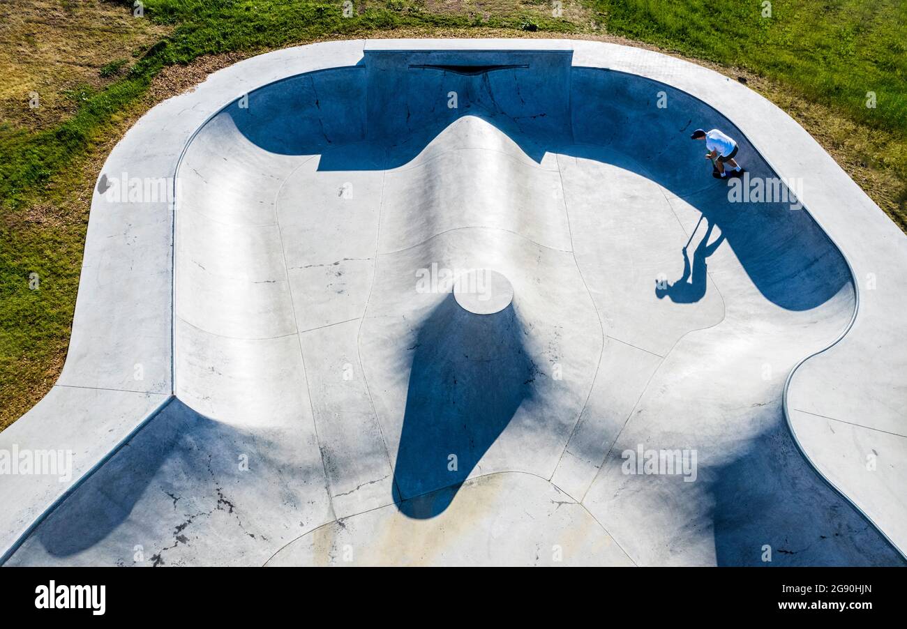 Sports scooter hi-res stock photography and images - Alamy