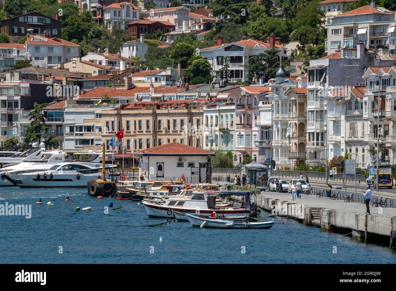 Bosphorus Strait in Istanbul, Turkey Stock Photo - Alamy