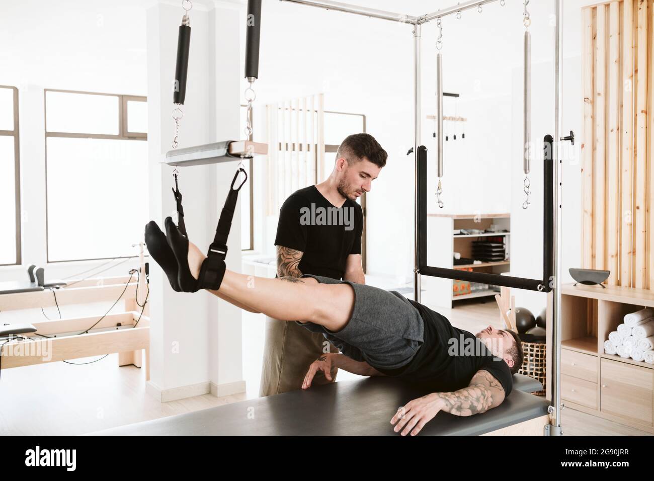 Male teaching hi-res stock photography and images - Alamy