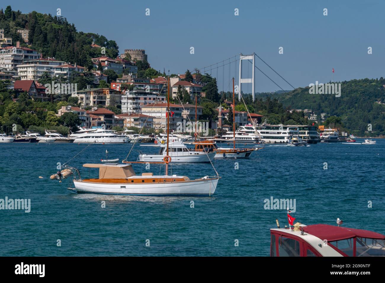 Bosphorus Strait in Istanbul, Turkey Stock Photo - Alamy