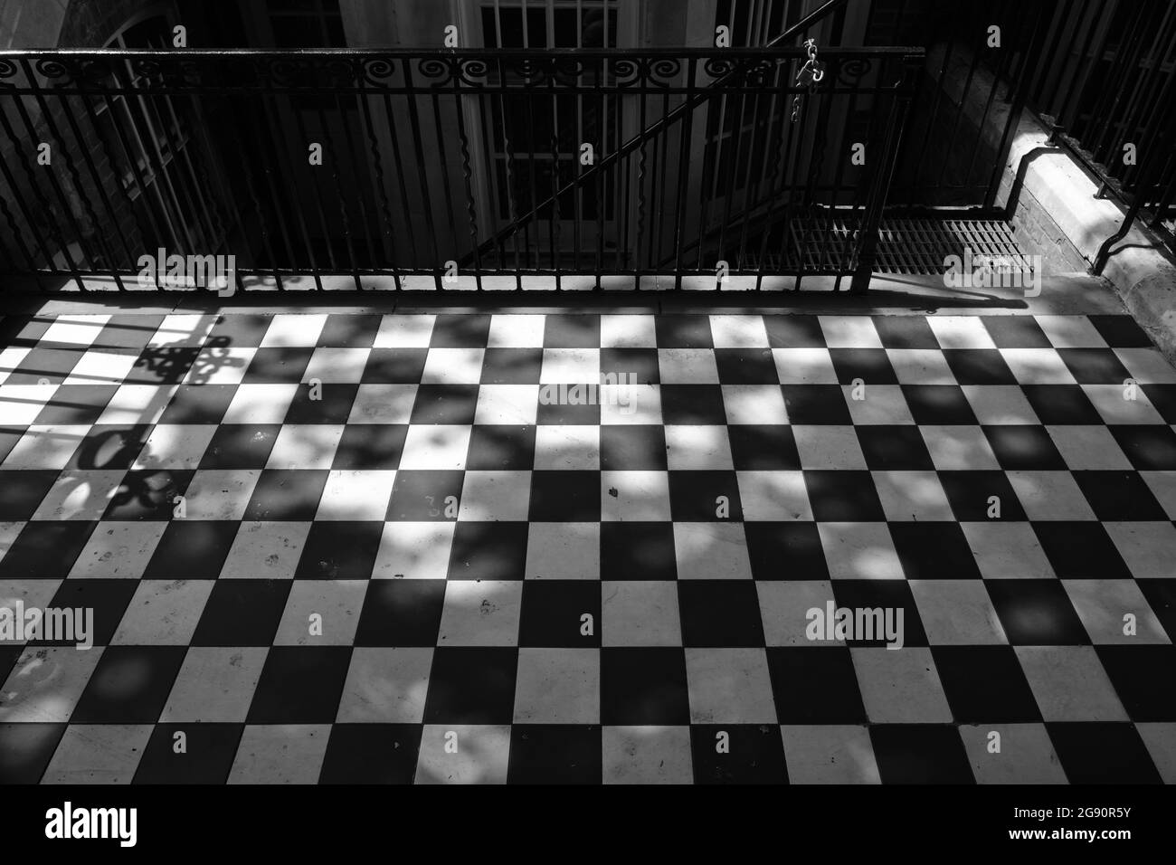 Checkerboard light pattern hi-res stock photography and images - Alamy