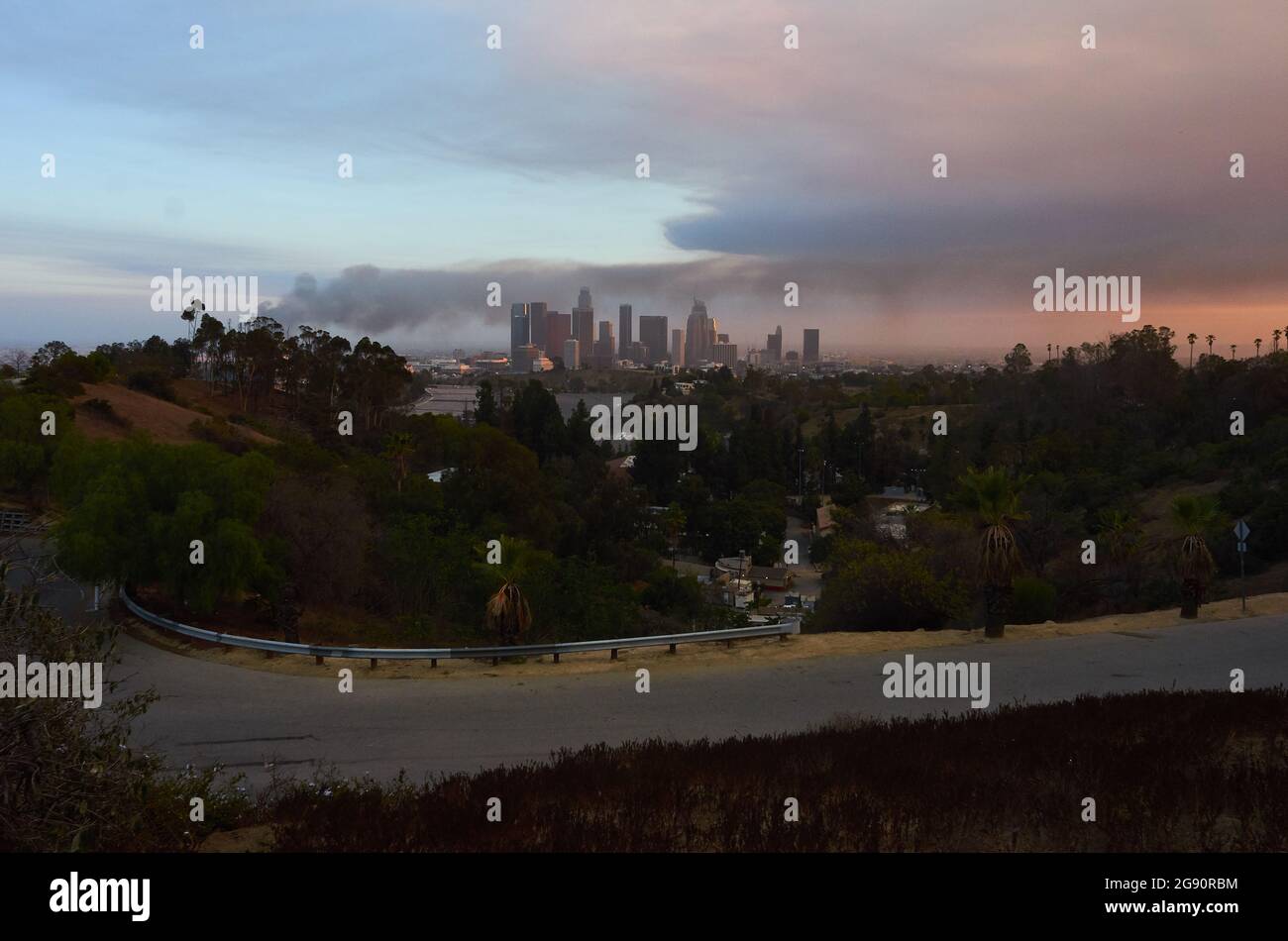 Wild Fire smoke hanging over Los Angeles skyline Stock Photo - Alamy