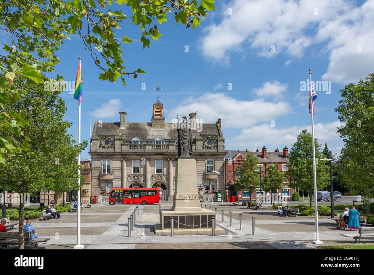 War Memorial and Municipal Buildings, Memorial Square, Crewe, Cheshire ...