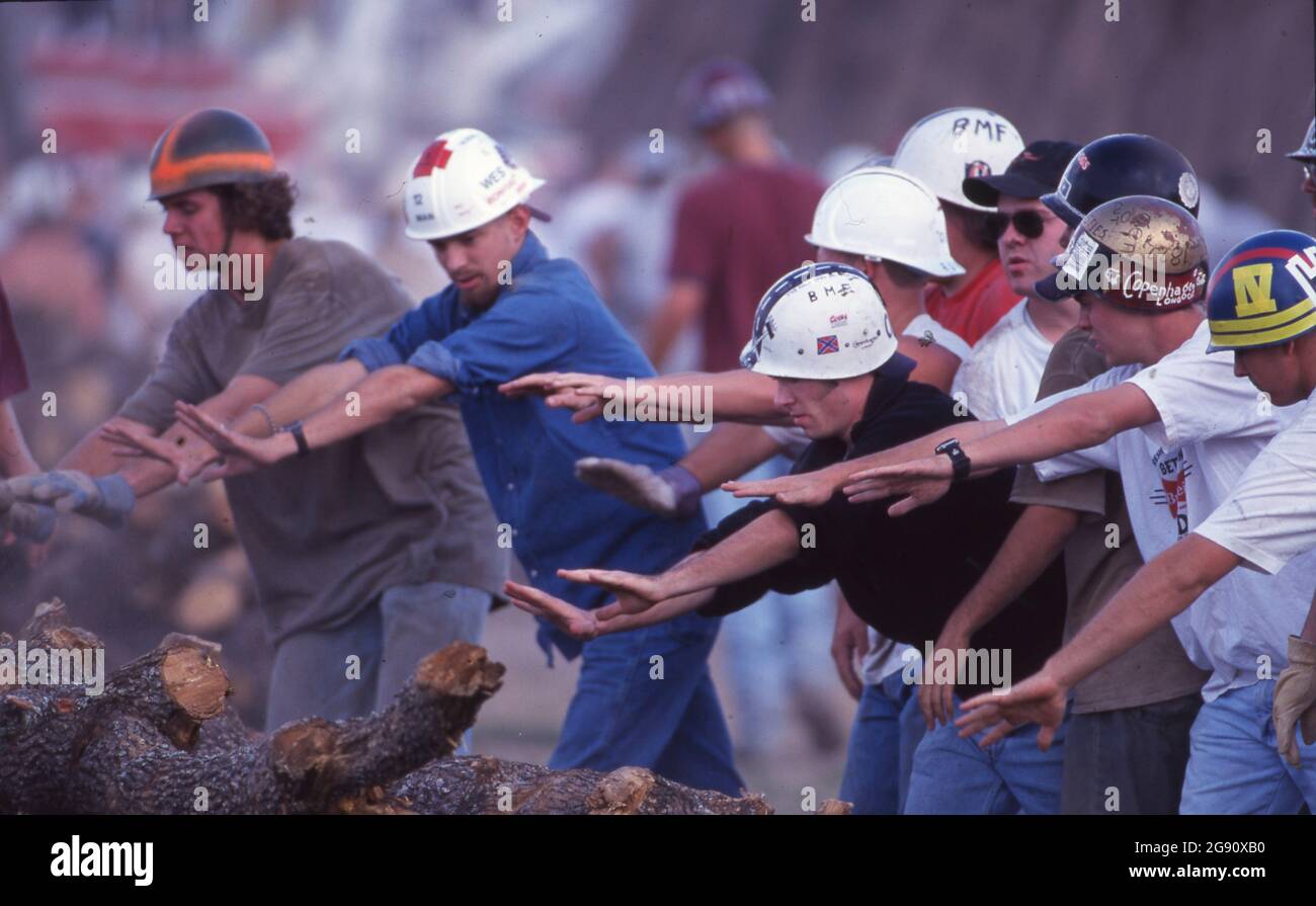 Texas A&M University in College Station, cleanup and memorials of ...