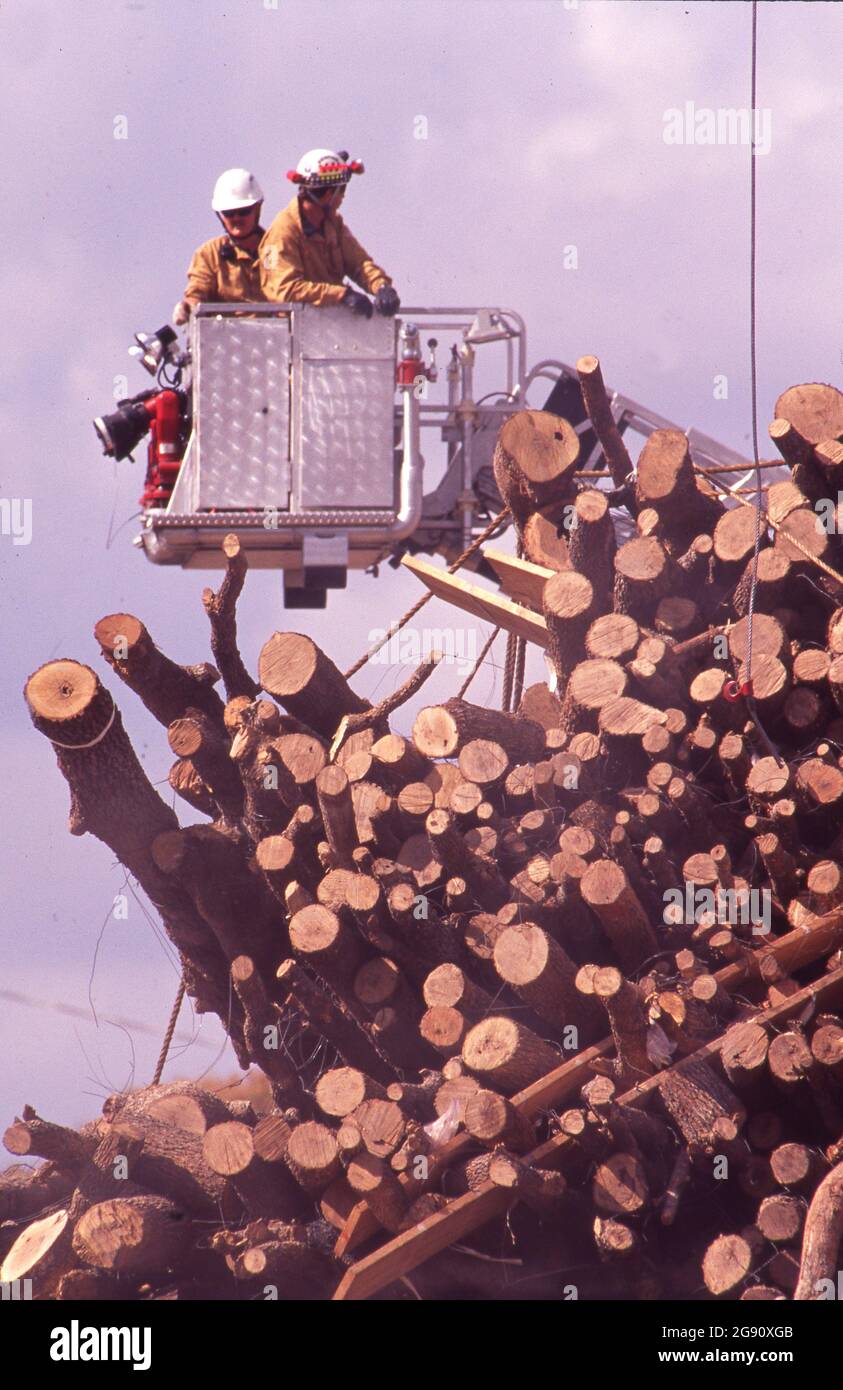 College Station Texas USA, November 18 1999: Emergency responders in a ...