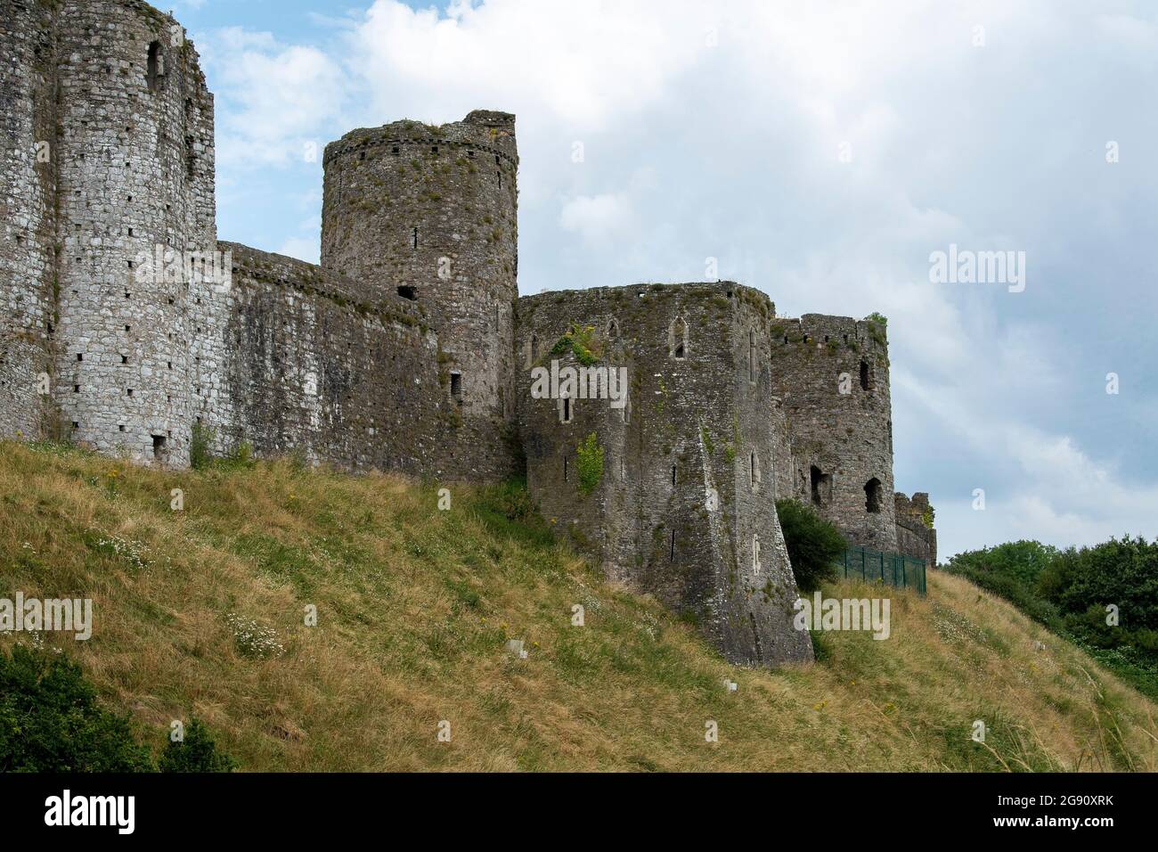 Kidwelly tower and wall hi-res stock photography and images - Alamy