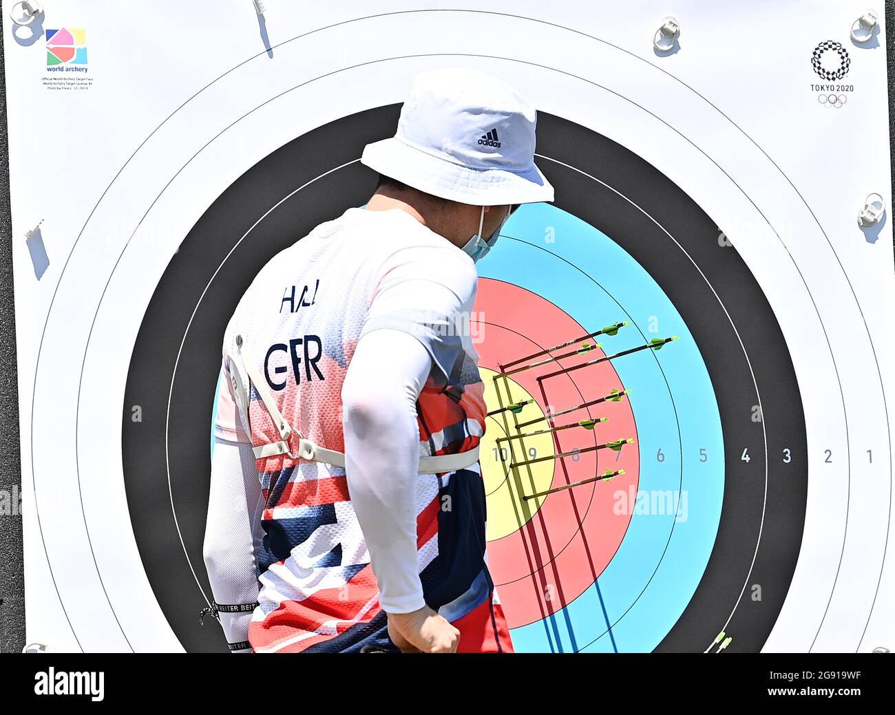 Tokyo, Japan. 23rd July, 2021. Mens Archery qualification round ...