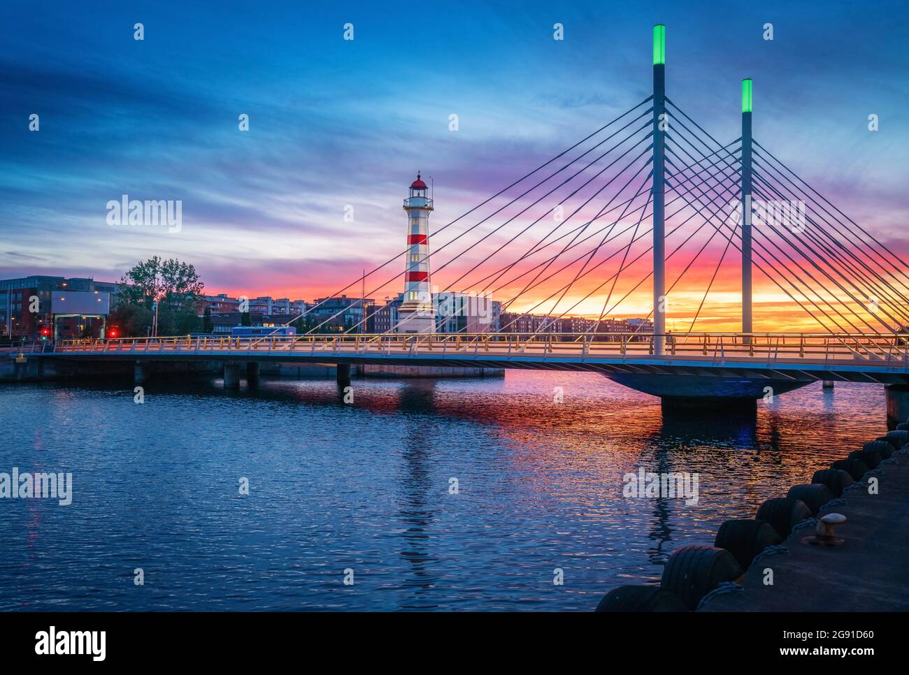 Malmo Old Lighthouse and University Bridge at sunset - Malmo, Sweden ...