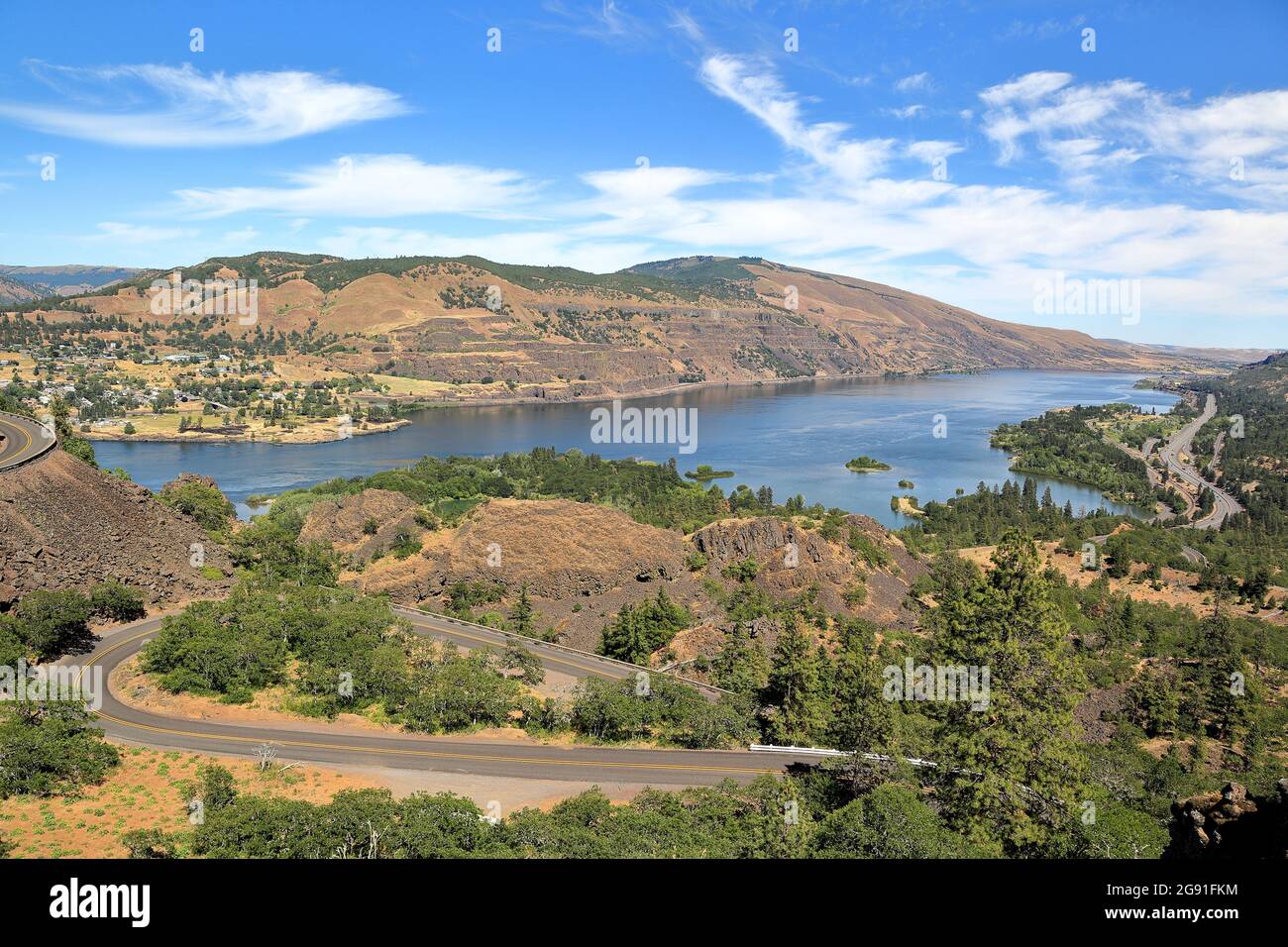 The Rowena Road Loops at the Columbia River Gorge, Oregon Stock Photo ...