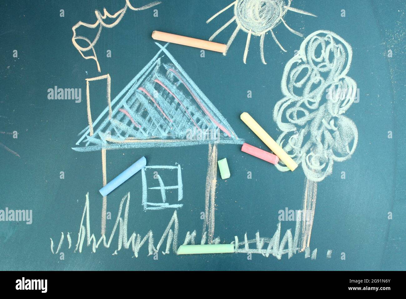 House, child's drawing with chalk Stock Photo - Alamy