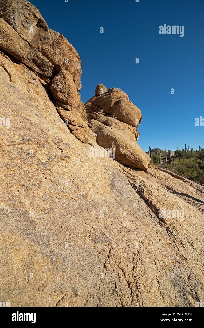 Cat shaped rock formation Stock Photo - Alamy